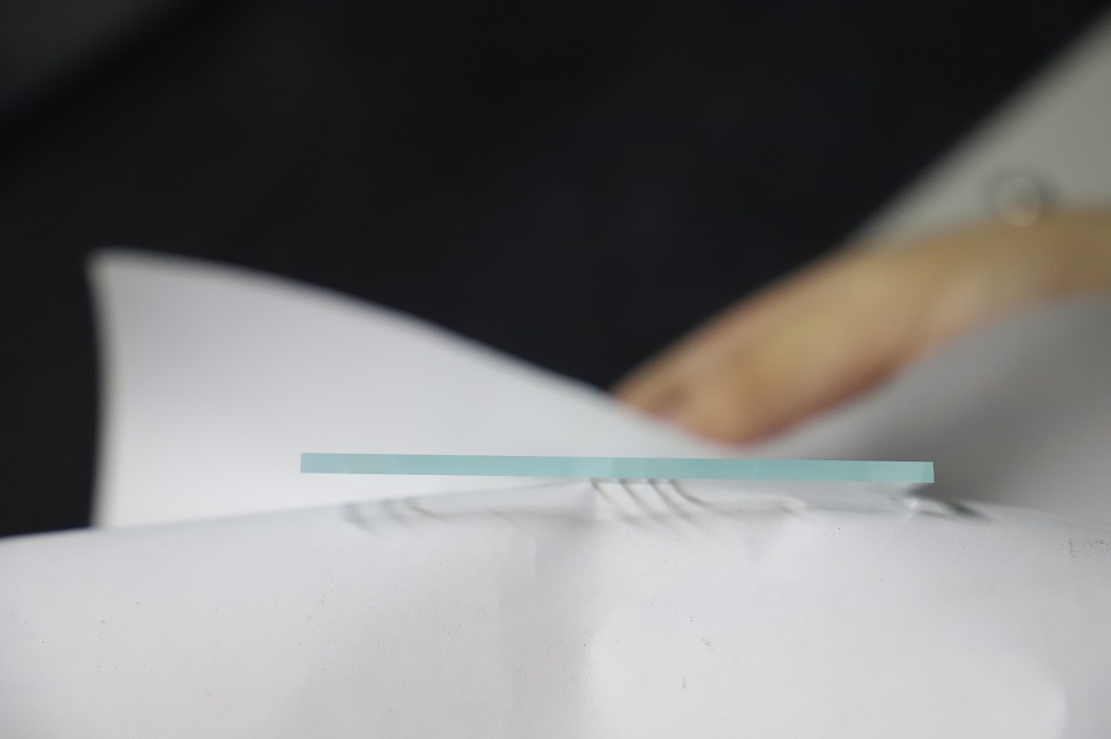 시계 렌즈 용 유리 레이저 커팅 머신 새로운 피코 초 유리 레이저 Cnc 자동 조각 시스템 광학 기술